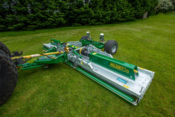 Major Wide Area Roller Mower (Trailed) | Major Equipment